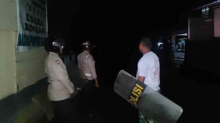 Polisi Redam Tawuran Pemuda di Ambon – MalukuTerkini.com